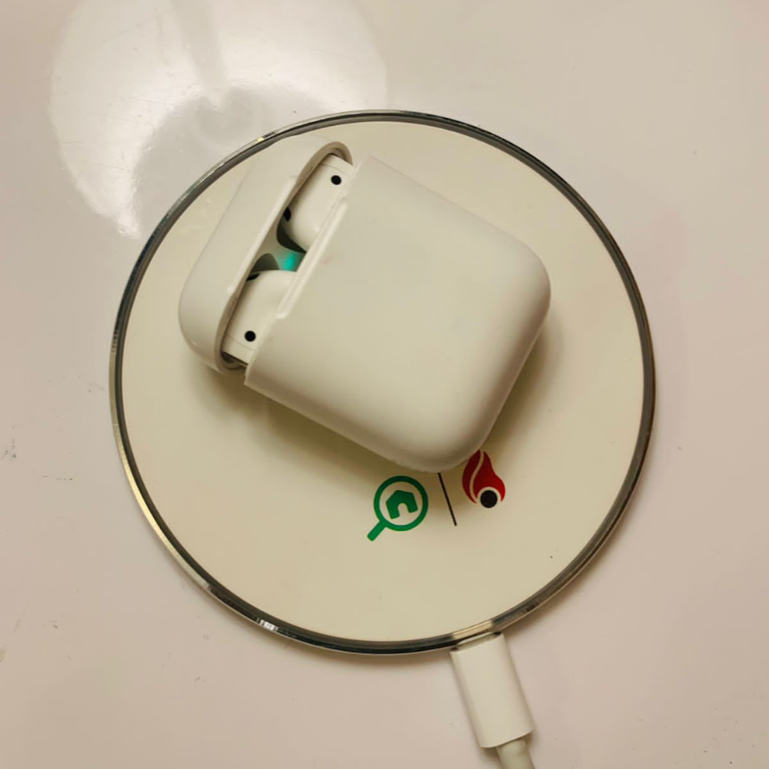 13 Tips To Fix AirPods Charging Issues