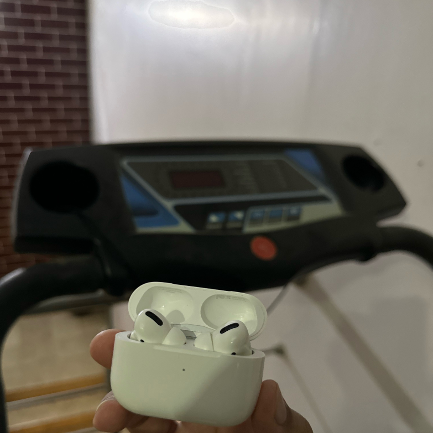 How To Keep Your AirPods In While Running - 8 Tips